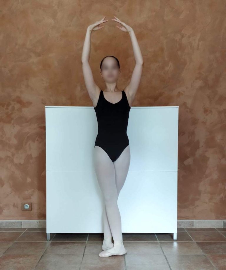 La cinquième position en danse classique : bras, pieds...
